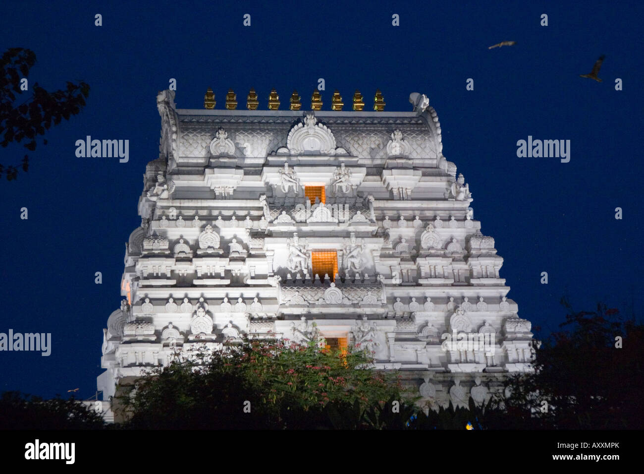 Iskcon temple bangalore hi-res stock photography and images - Alamy