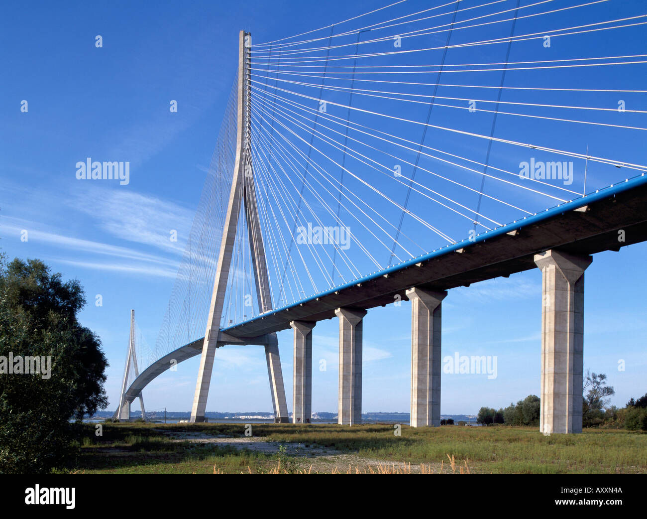 Pillar bridge pont de normandie hi-res stock photography and images - Alamy