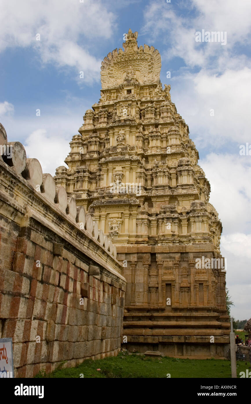 Outside the Sri Ranganathaswamy Temple in Srirangapatna near Mysore ...
