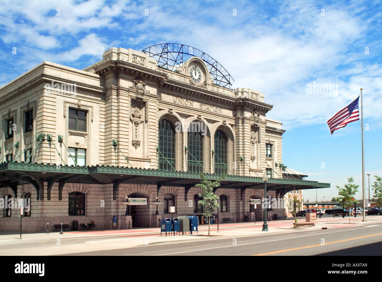 Denver union station railway train hi-res stock photography and images ...