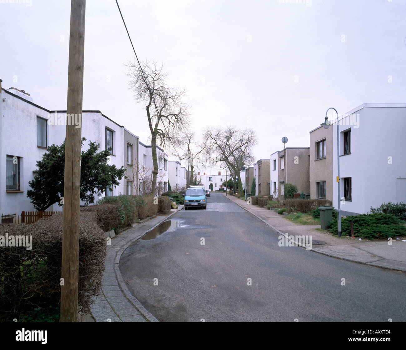Dessau torten housing estate by walter gropius hi-res stock photography ...