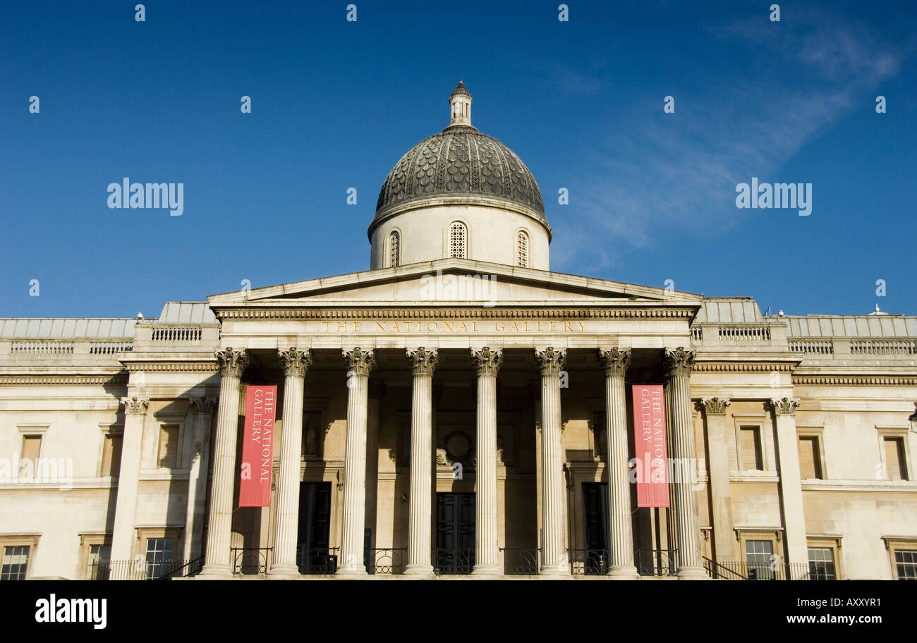 The National Gallery portico in Trafalgar Square, central London ...