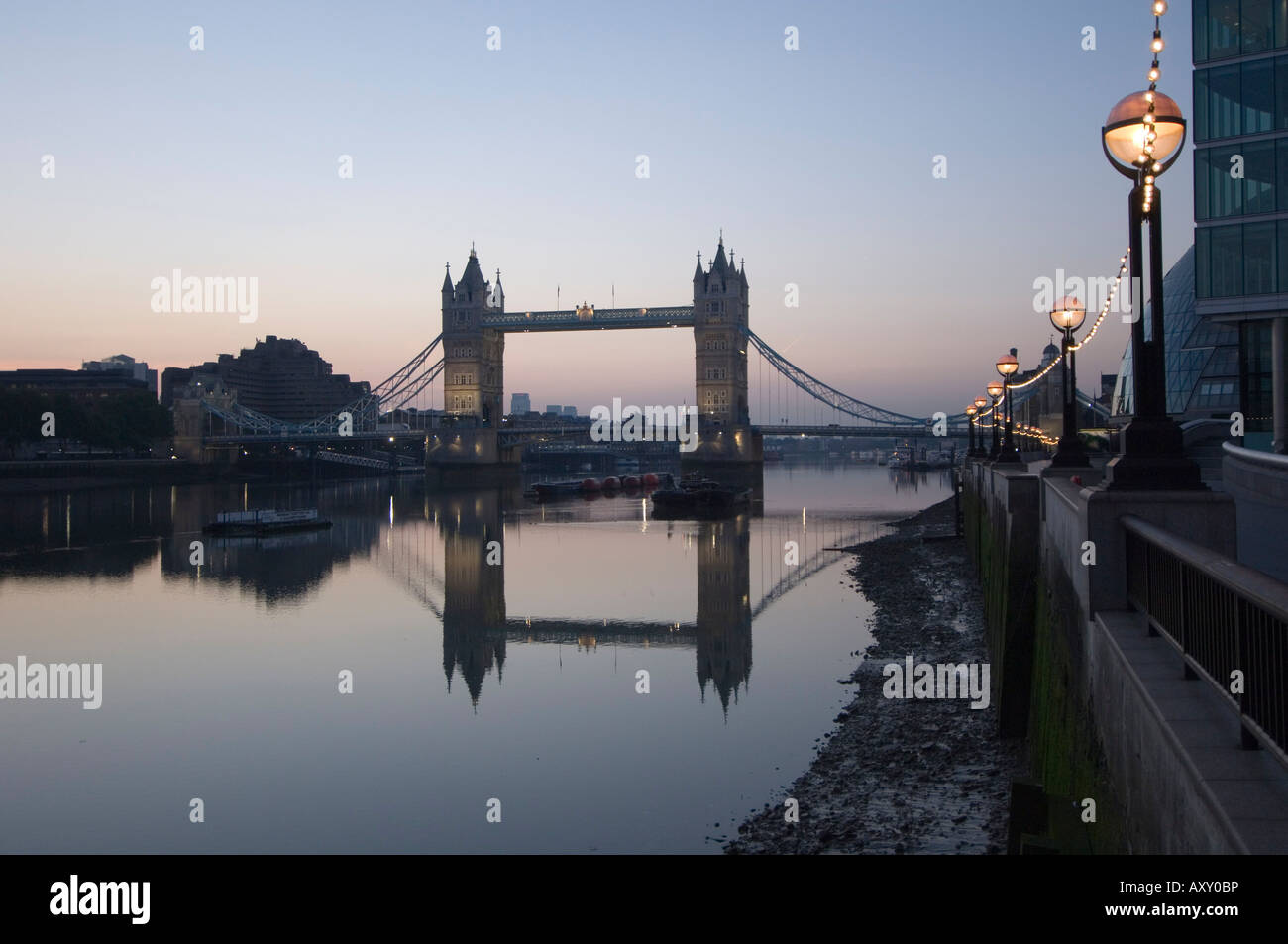 Thames water tower hi-res stock photography and images - Alamy