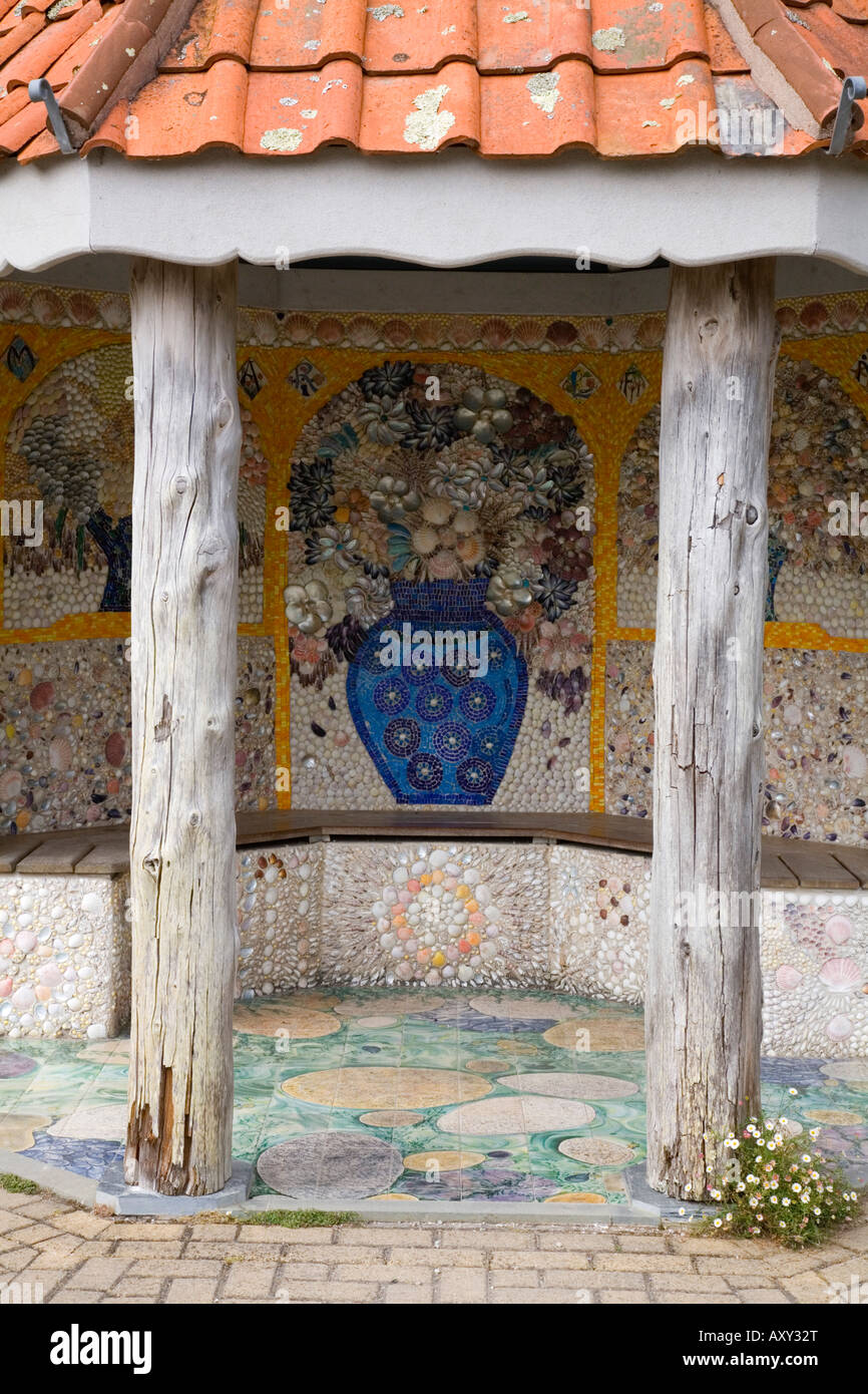 Tresco abbey gardens shell hi-res stock photography and images - Alamy