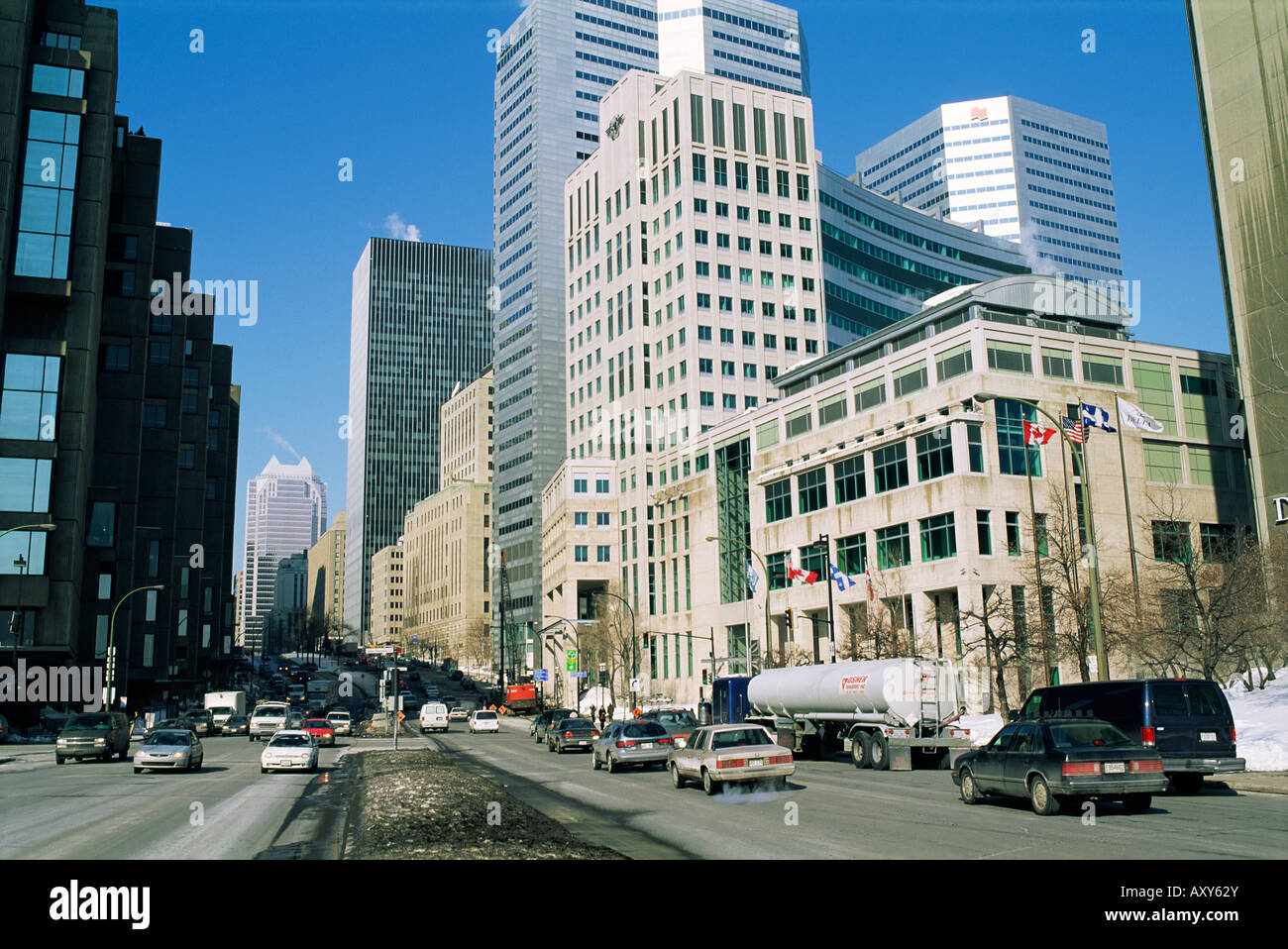 Montreal canada city hi-res stock photography and images - Alamy