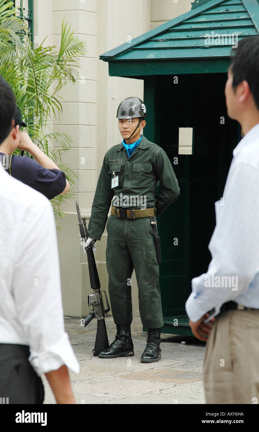 Military guard in grand hi-res stock photography and images - Alamy