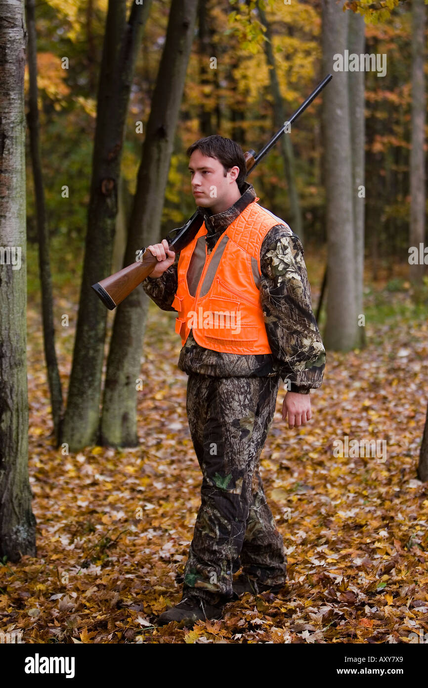 Hunter rifle walking woods hi-res stock photography and images - Alamy