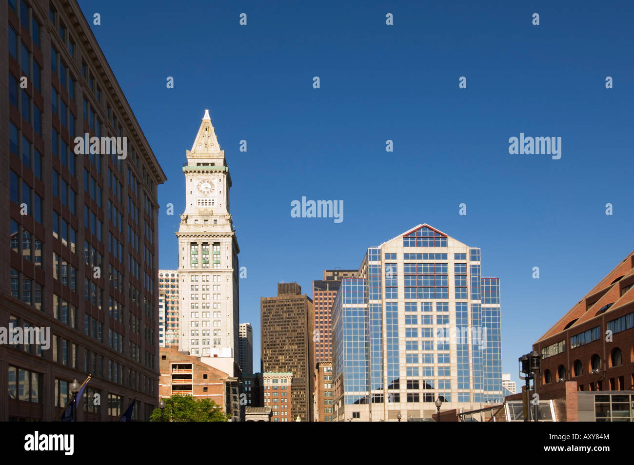 Custom House and buildings in the Financial District, Boston ...