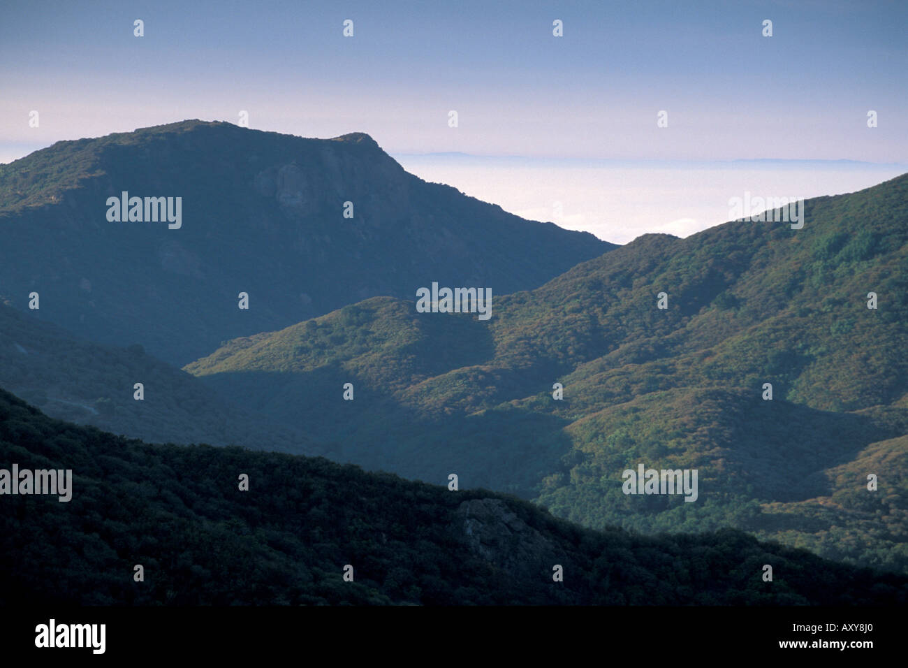 Rugged hills and ridges in the Santa Monica Mountains above Malibu ...