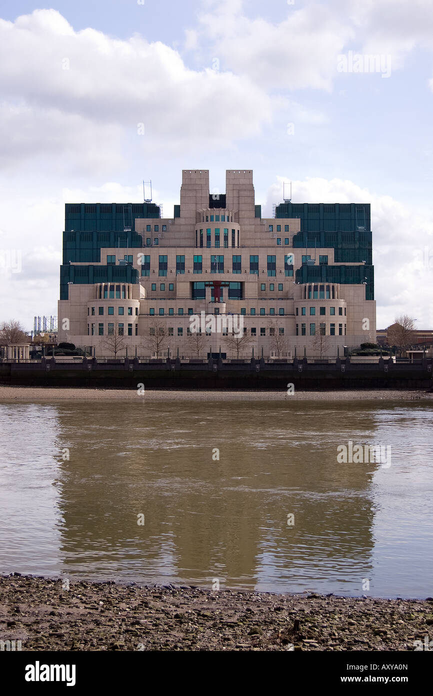 Sis building hi-res stock photography and images - Alamy