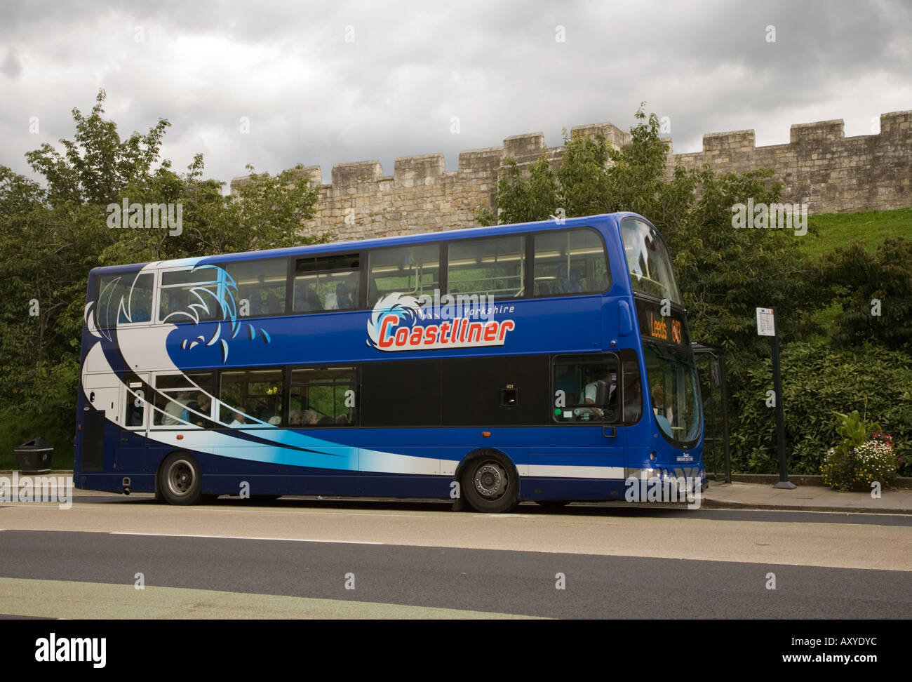 Yorkshire coastliner bus hi-res stock photography and images - Alamy