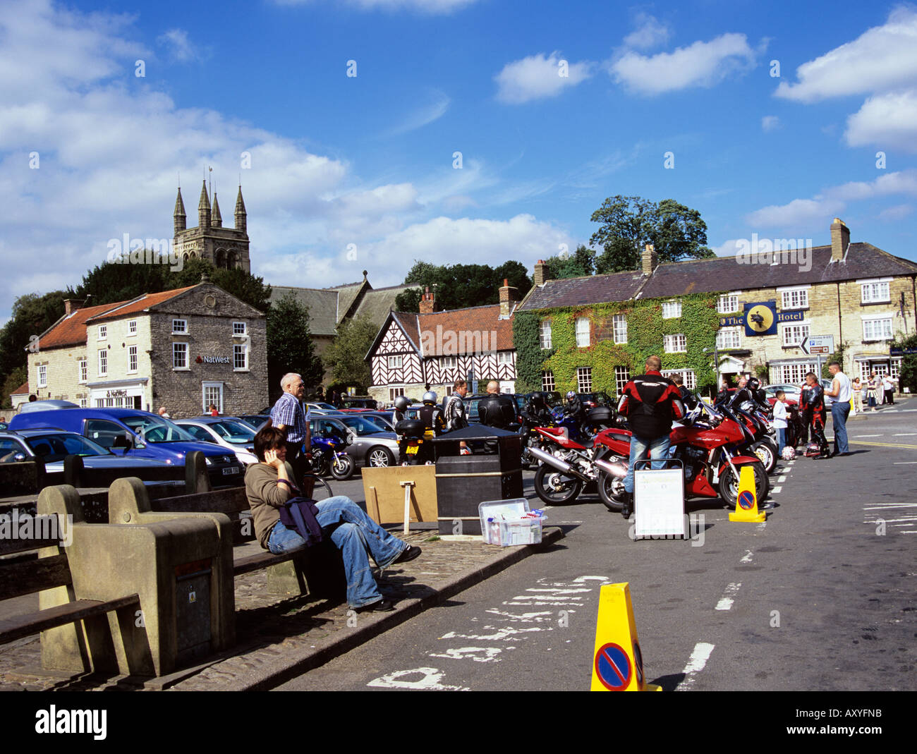 Market day helmsley north yorkshire hi-res stock photography and images ...
