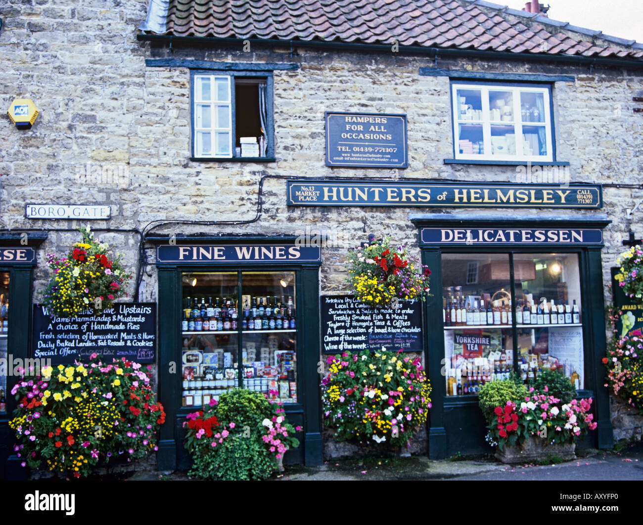 Helmsley north yorkshire uk september hi-res stock photography and ...