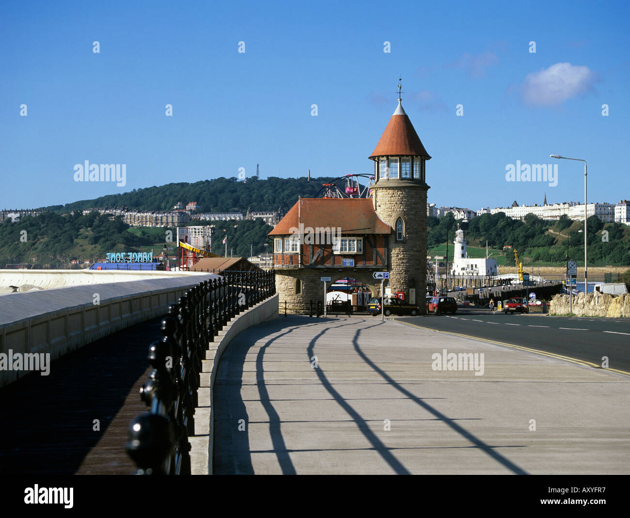SCARBOROUGH NORTH YORKSHIRE UK September The HM Coast guard lookout at ...