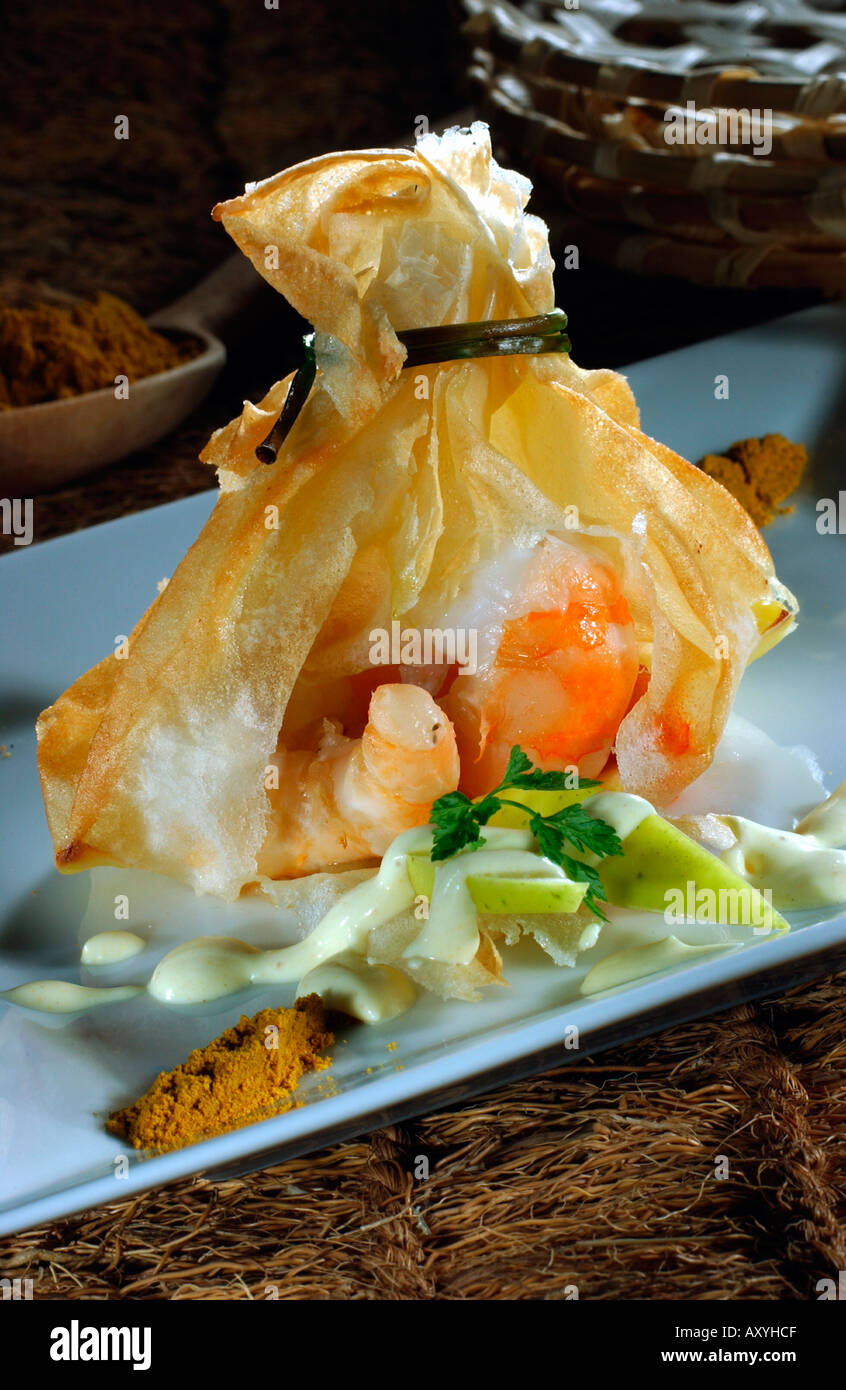 Filo pastry parcel hi-res stock photography and images - Alamy