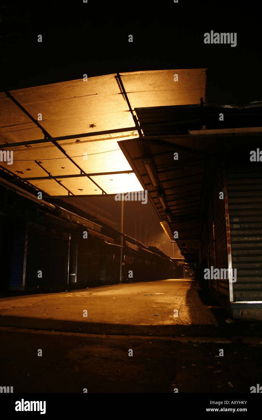 empty market at night Stock Photo - Alamy