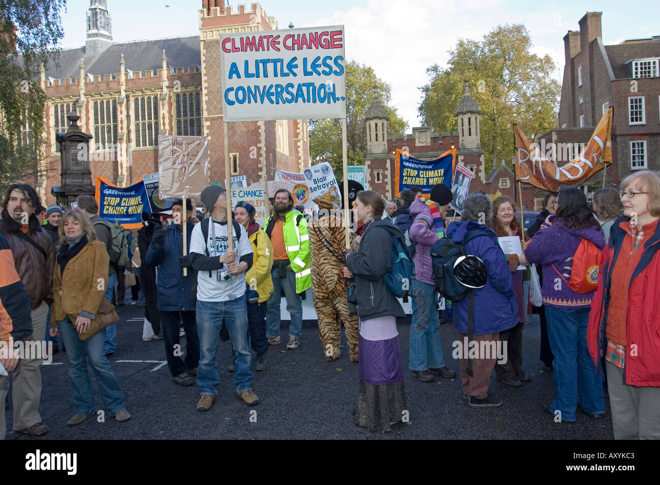 Marching banners hi-res stock photography and images - Alamy