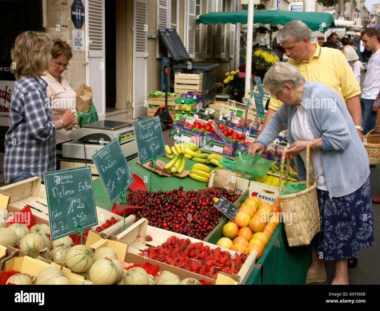 Street market fruit stall Bayeux Calvados France Basse Normandie Stock ...