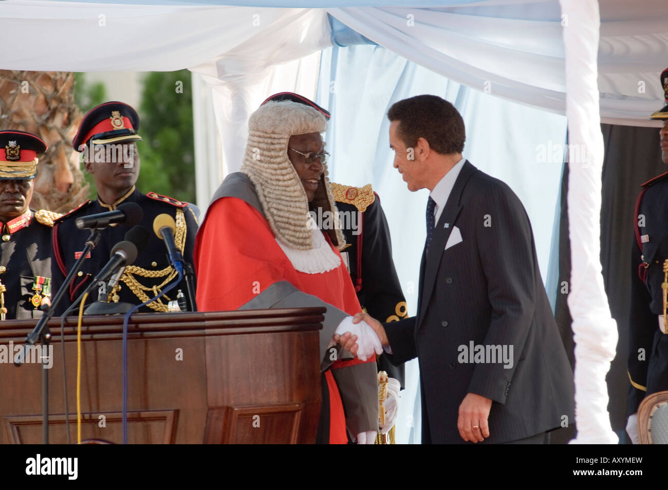 Chief Justice Ngununu shaking hands Inauguration of Seretse Khama Ian ...