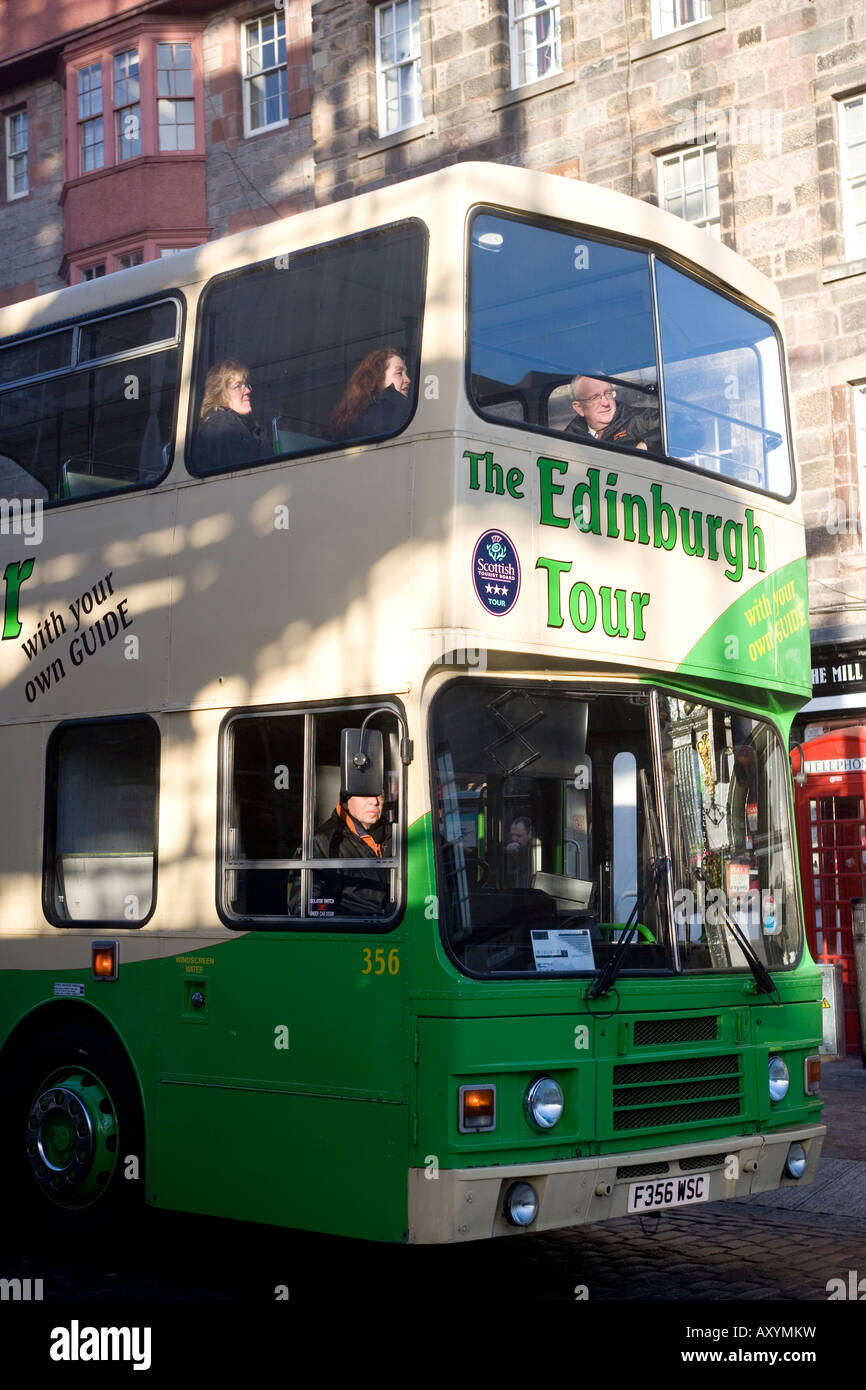 Tour Bus Royal Mile Edinburgh Scotland Stock Photo - Alamy