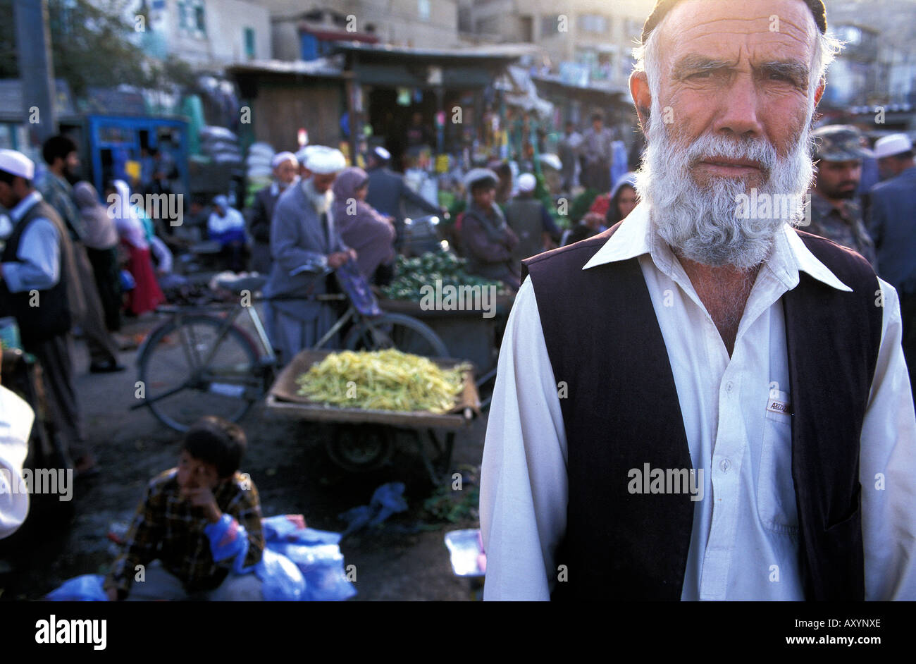 Portrait of an Afghan man with beard at the market Stock Photo - Alamy