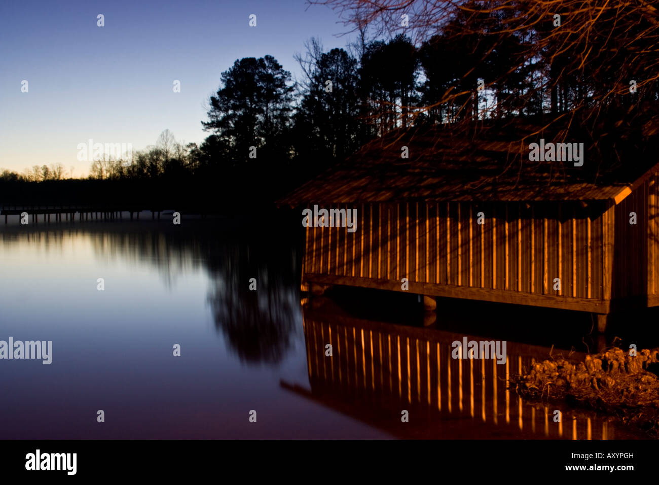 Night scene of boathouse at simpson legion lake in Mississippi Stock ...