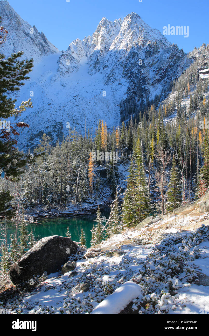 Colchuck lake lakes hi-res stock photography and images - Alamy