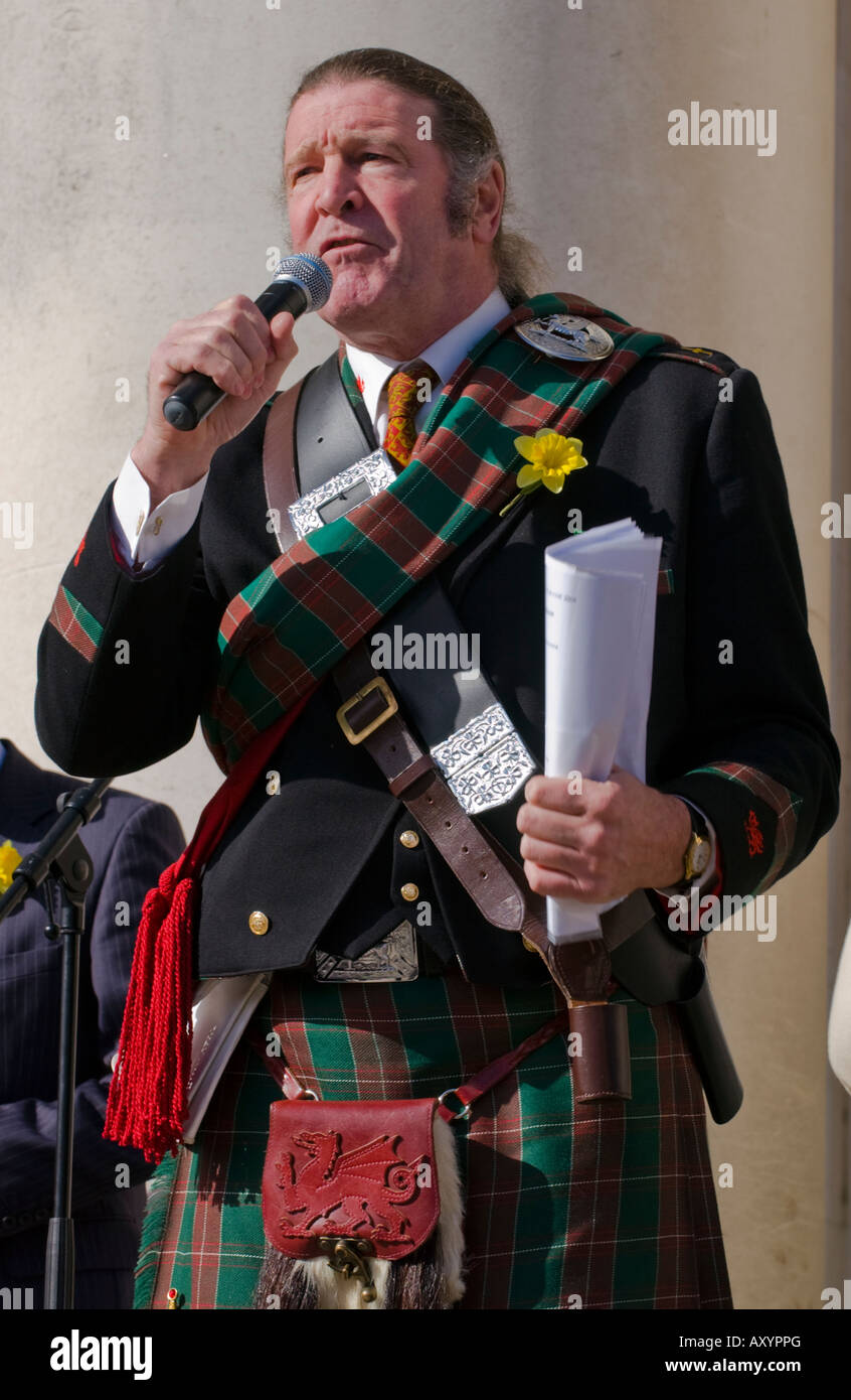 David Petersen speaking to crowd outside National Museum of Wales for ...