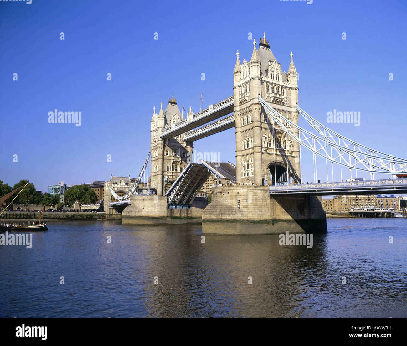 geography / travel, Great Britain, England, London, Tower Bridge, built ...