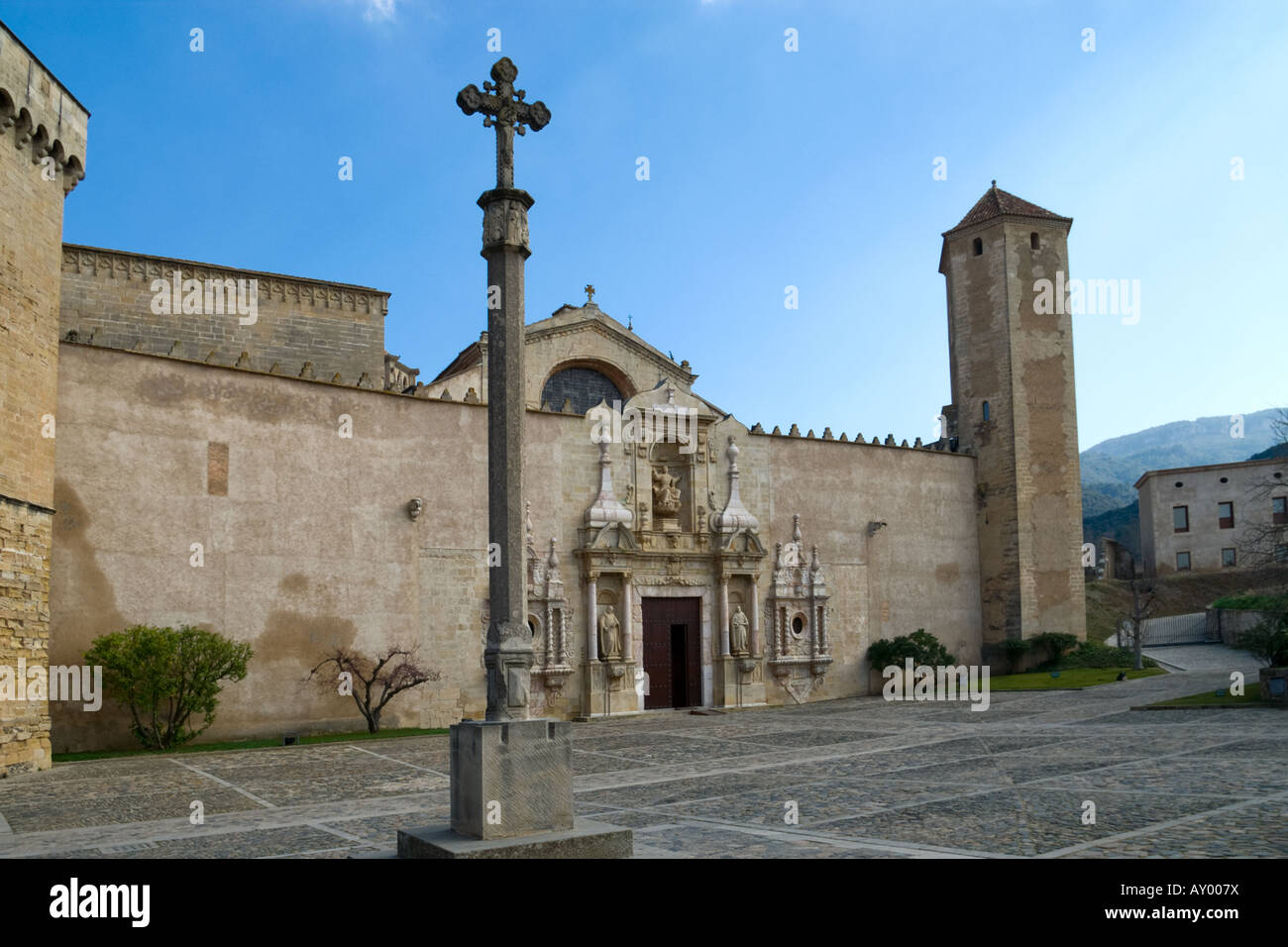 Monastery in poblet hi-res stock photography and images - Alamy