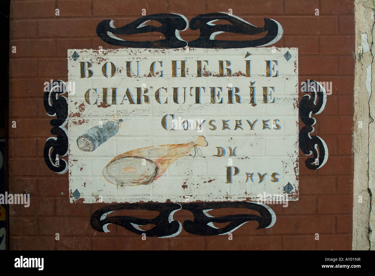 Old traditional butcher shop sign hi-res stock photography and images ...