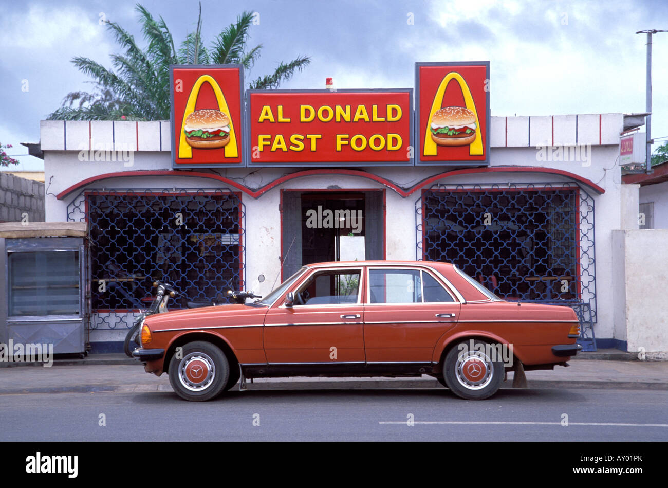 Al donald fast food restaurant hi-res stock photography and images - Alamy