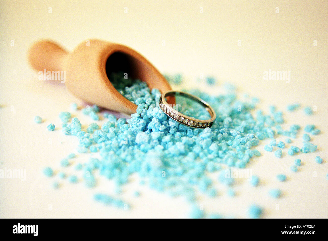 Ring lying in bathcrystals Stock Photo - Alamy