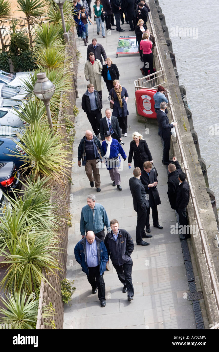 City of london workers hi-res stock photography and images - Alamy