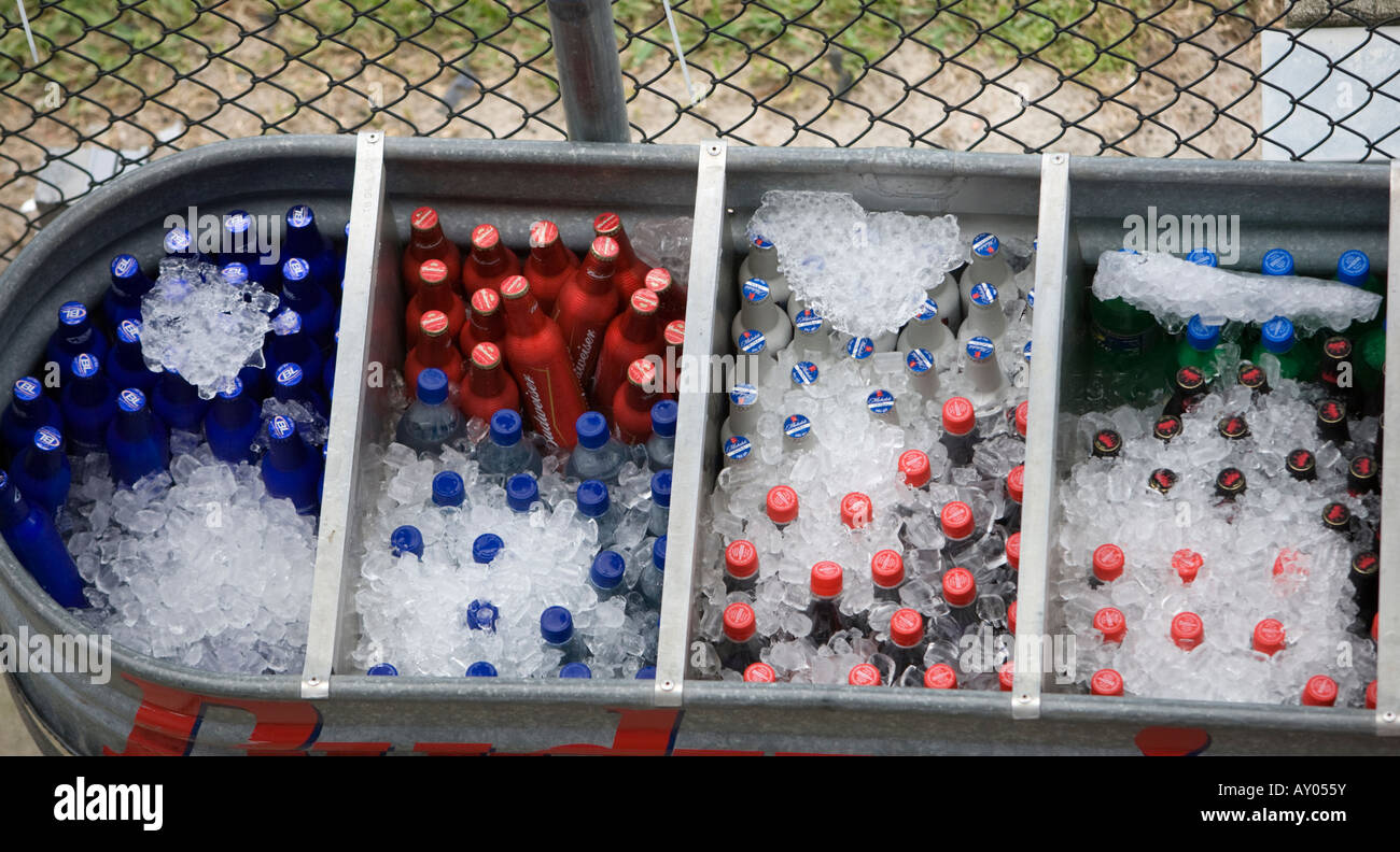 Bottle beer ice hi-res stock photography and images - Alamy