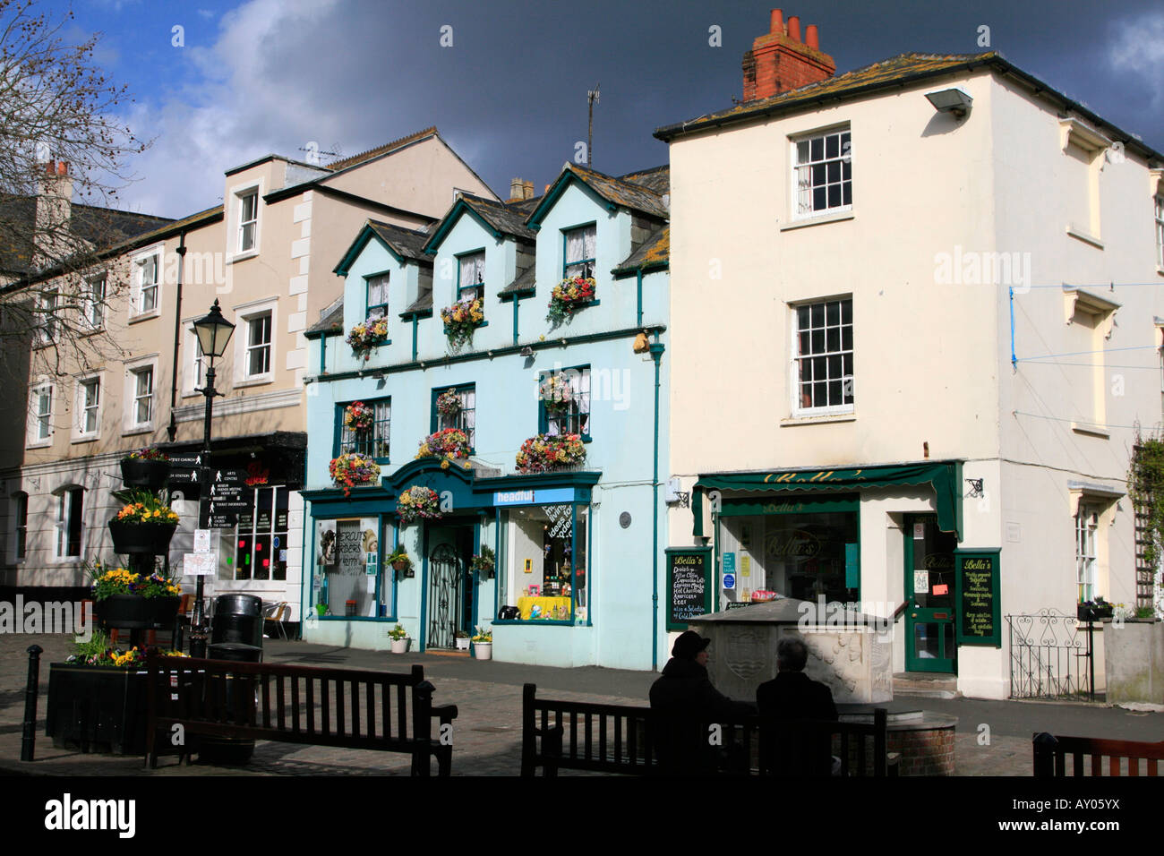 Bridport dorset high street hi-res stock photography and images - Alamy