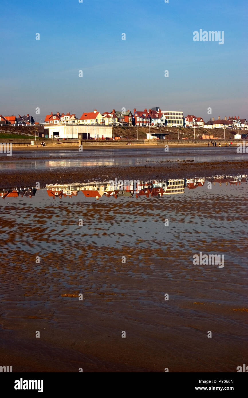 Bridlington south beach hi-res stock photography and images - Alamy