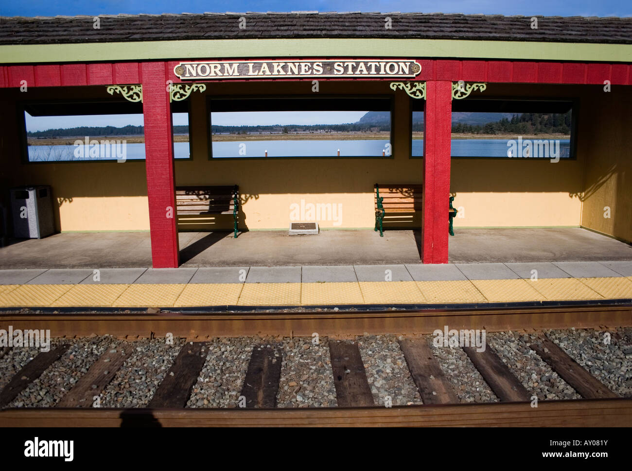 Leigh train station hi-res stock photography and images - Alamy