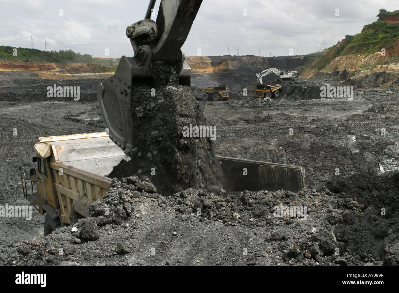 Gold ore processing hi-res stock photography and images - Alamy