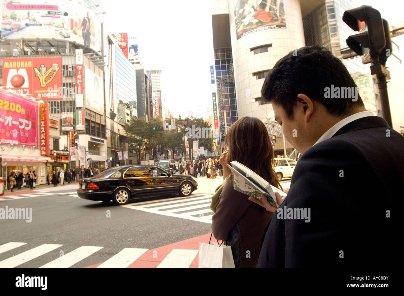 Shibuya crossing, Tokyo, Japan Stock Photo - Alamy