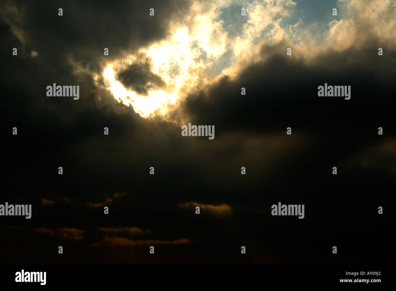 Opening in storm clouds hi-res stock photography and images - Alamy