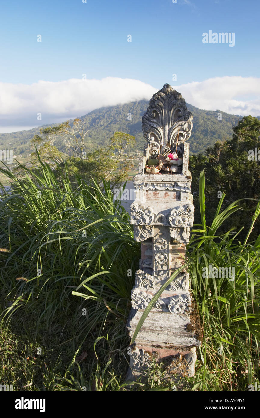 Shrine At Danau Buyan, Bali Stock Photo - Alamy