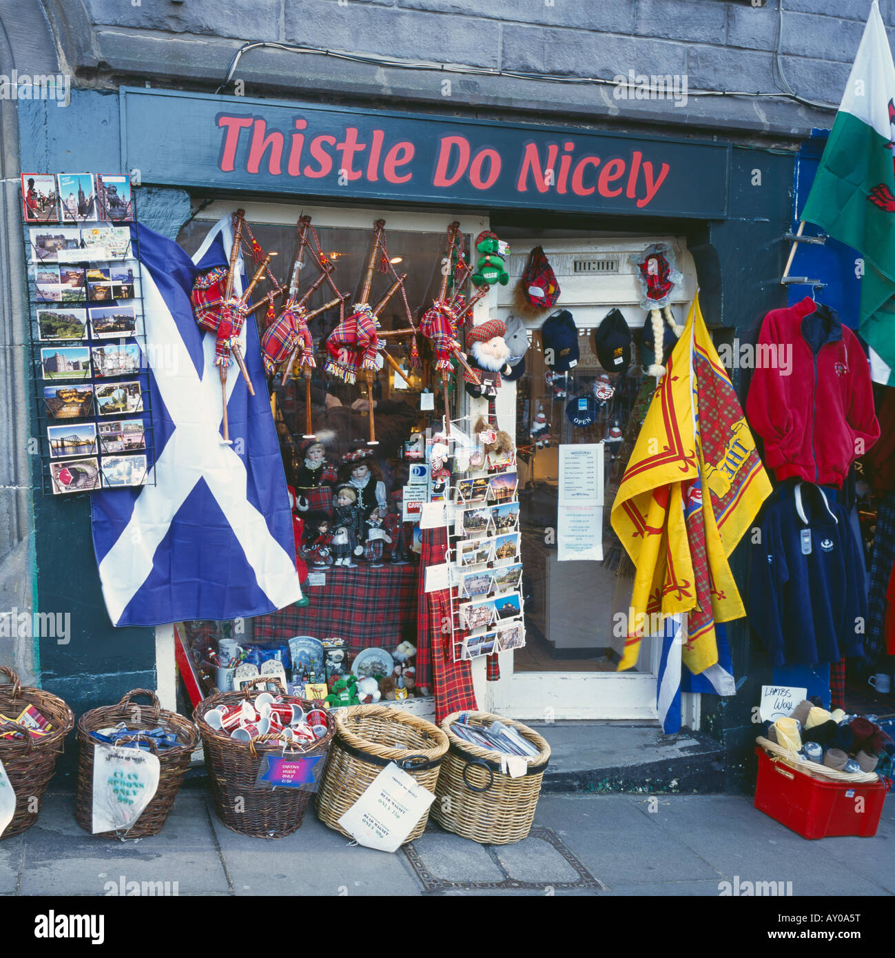Upper bow edinburgh hi-res stock photography and images - Alamy