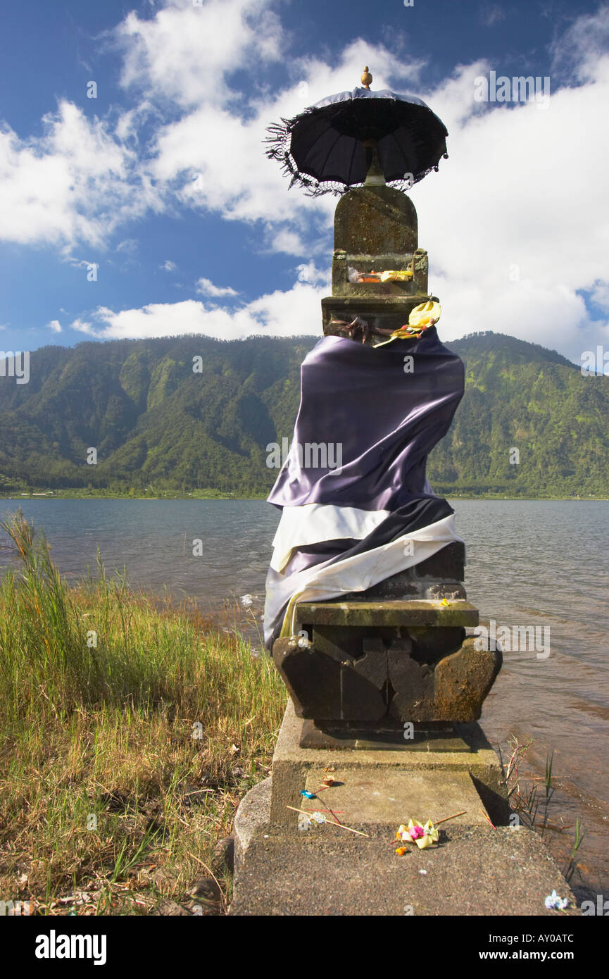 Shrine On Banks Of Danau Bratan Stock Photo - Alamy