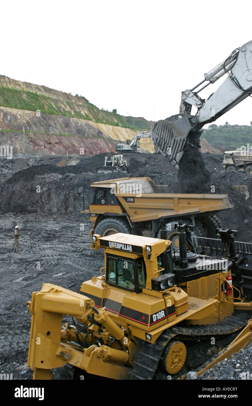 Mine gold dumper hi-res stock photography and images - Alamy