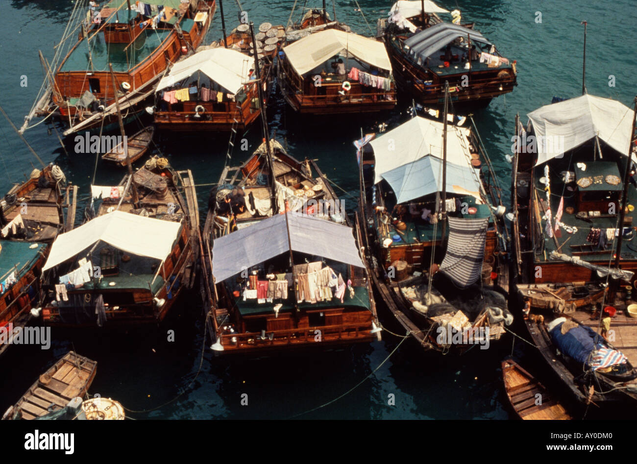 Hong kong junks in aberdeen hi-res stock photography and images - Alamy