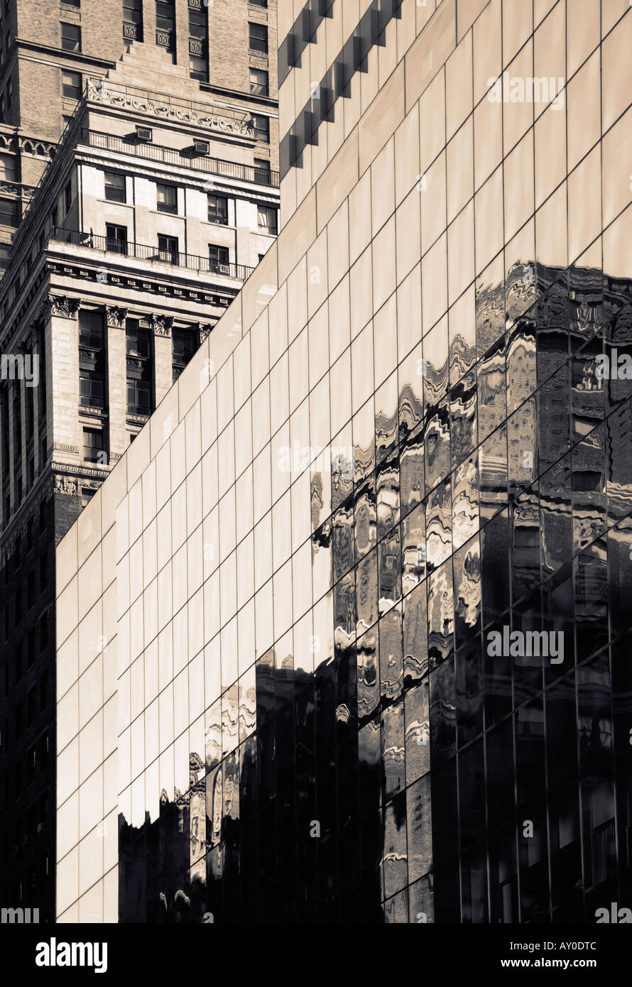 Reflections on glass walls hi-res stock photography and images - Alamy