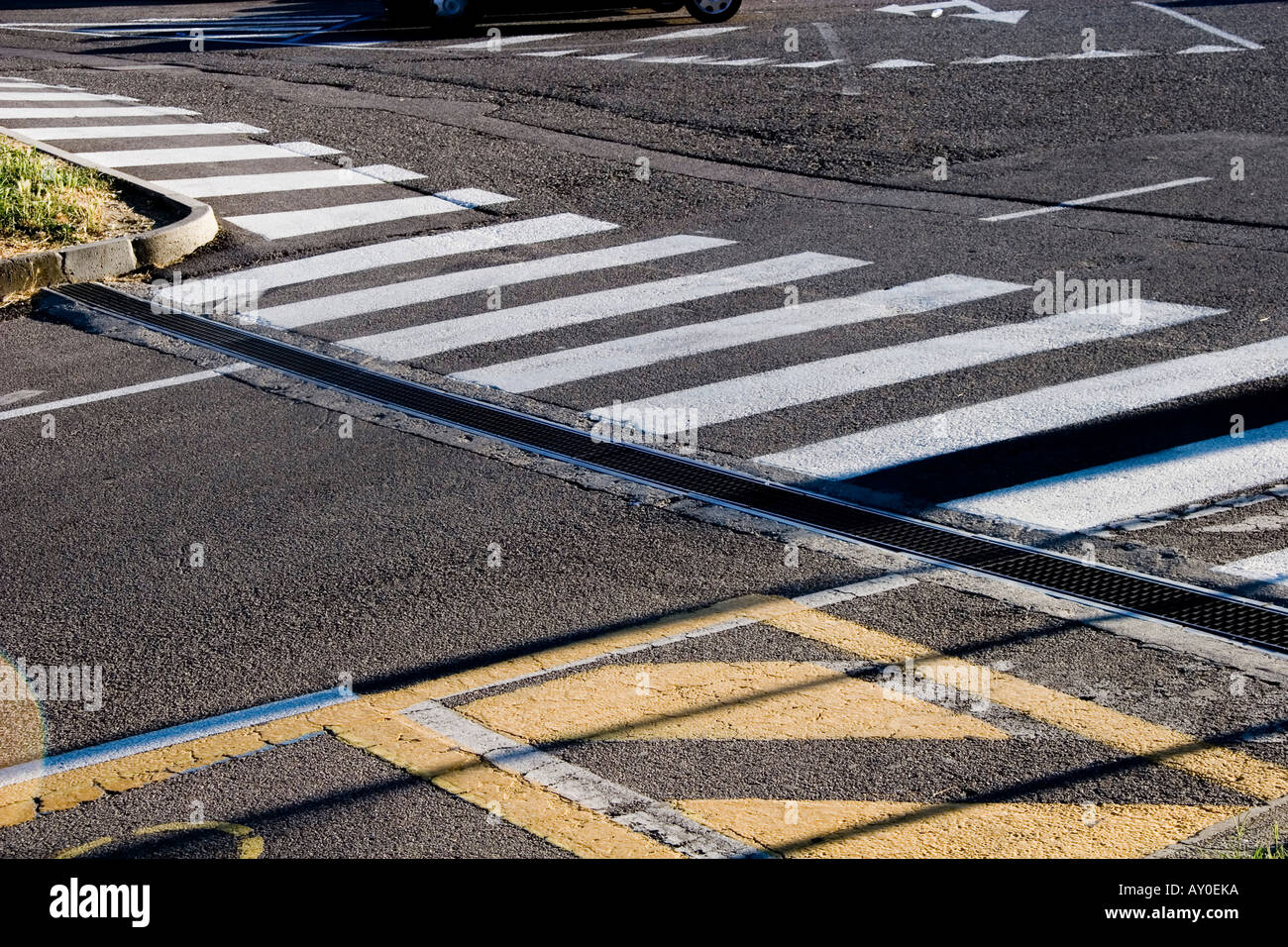 Pedestrian priority area hi-res stock photography and images - Alamy