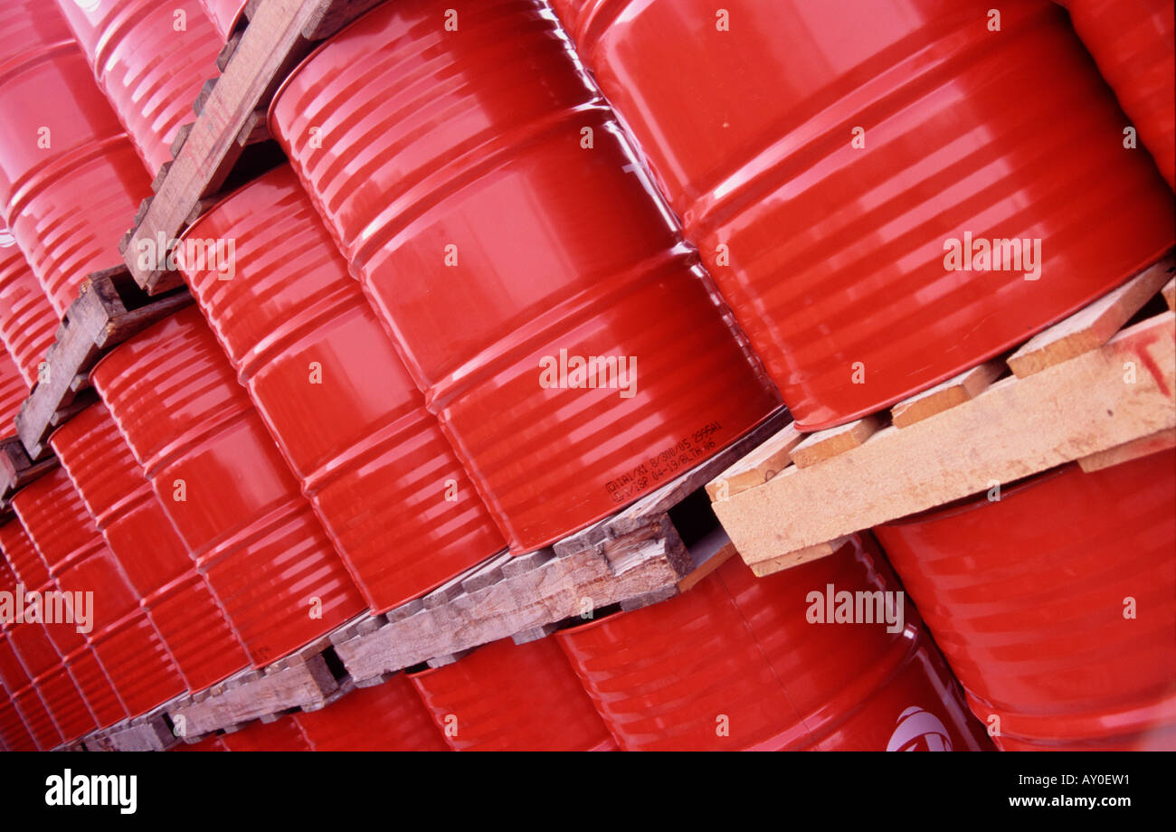 Oil drums hi-res stock photography and images - Alamy
