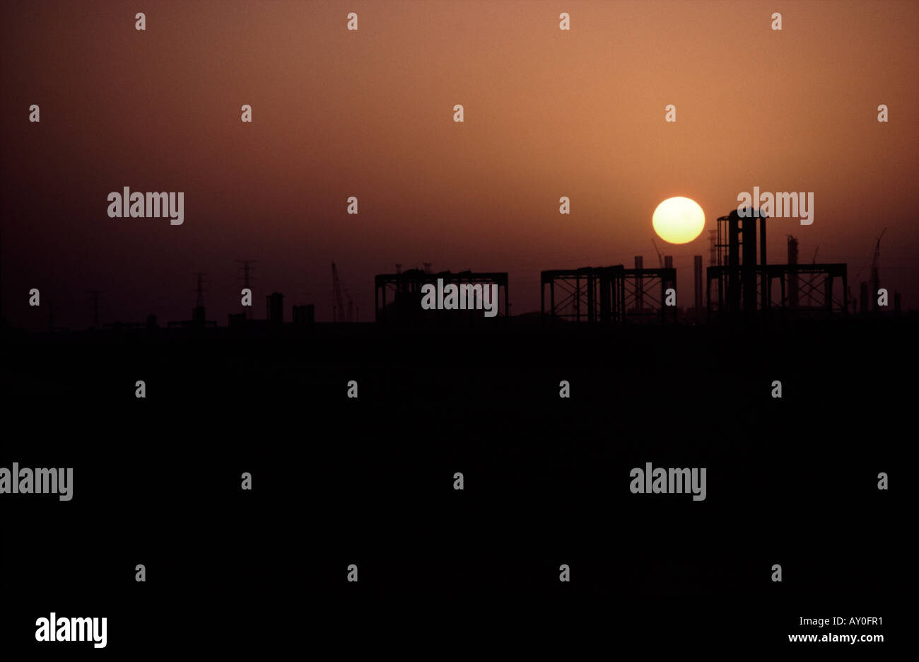 Saudi arabia oil plant hi-res stock photography and images - Alamy